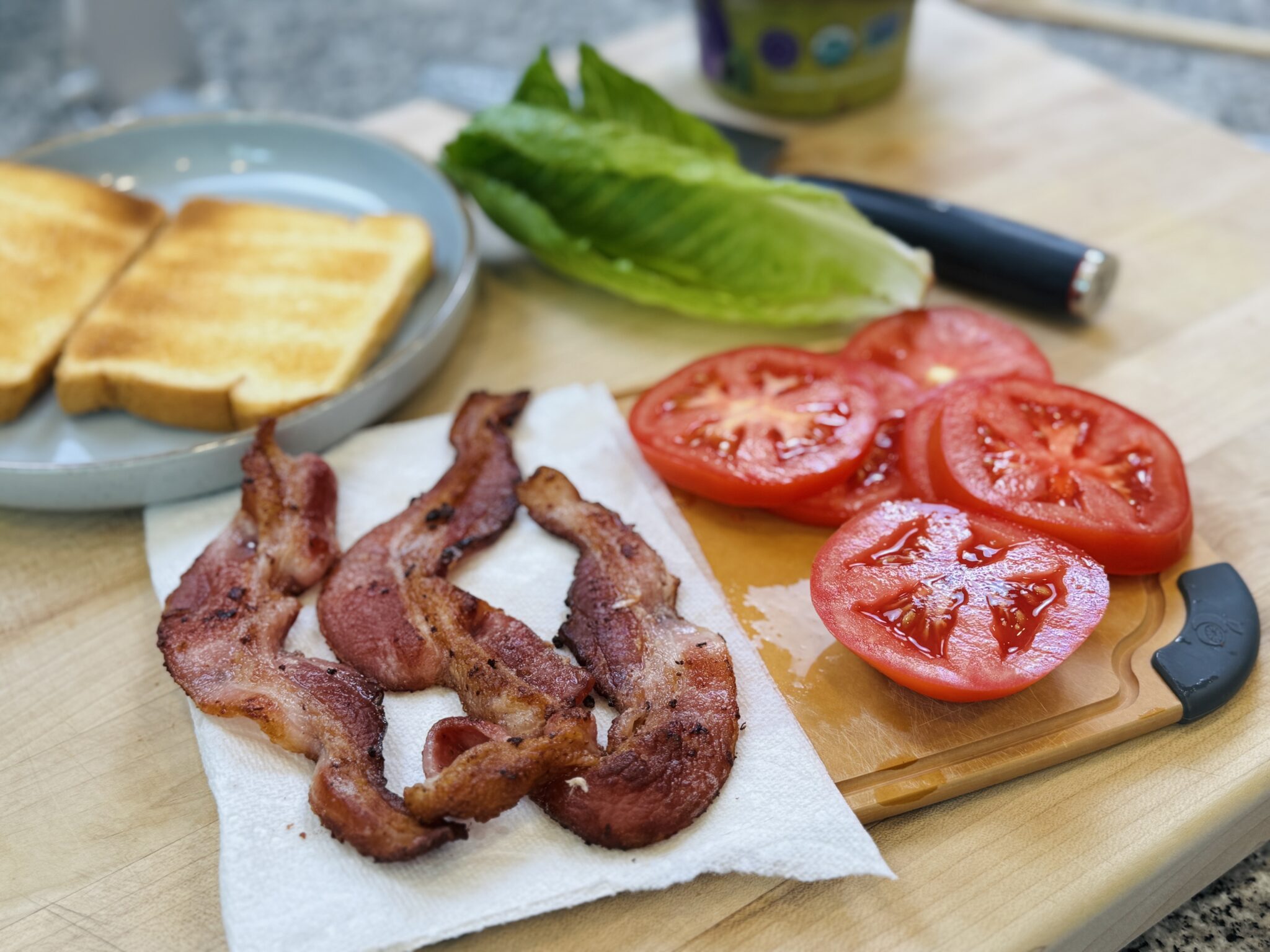 The Best BLT Sandwich Recipe - Olivia Yi