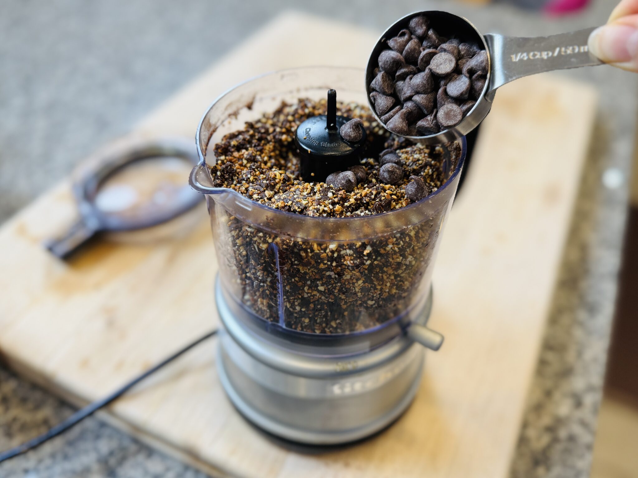 Chocolate Protein Balls Recipe (No-Bake, High-Protein Snack) - Olivia Yi