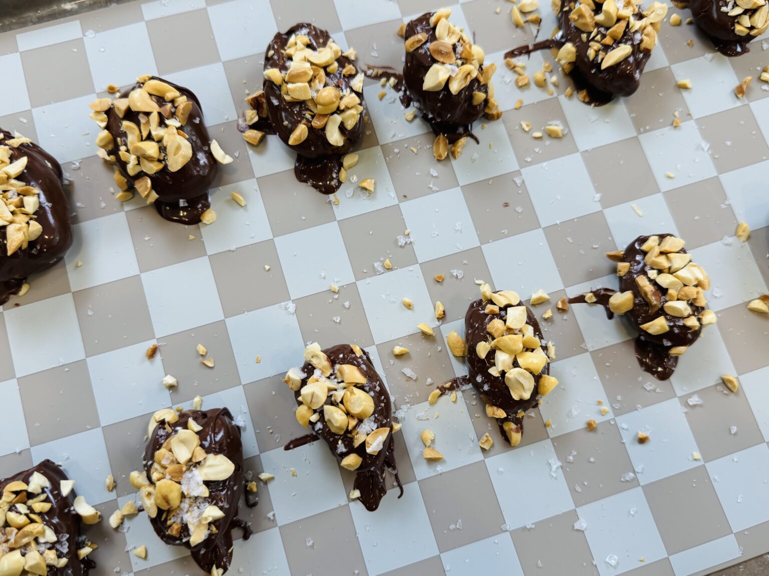 Healthy Snickers Date Bars (High-Protein, No-Bake Snack Recipe) - Olivia Yi